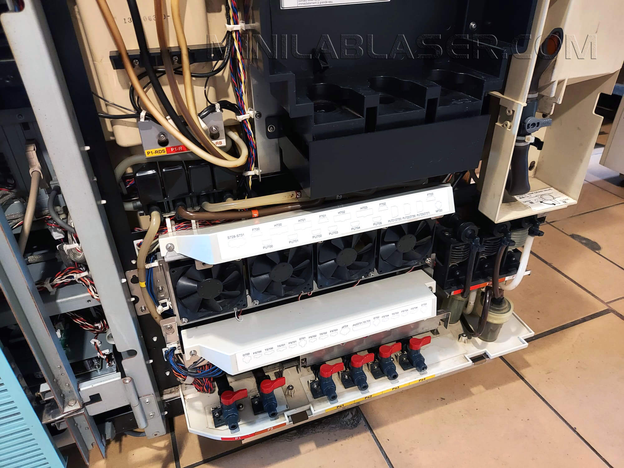 Fujifilm Frontier 570 (LP5700) | Minilablaser.com